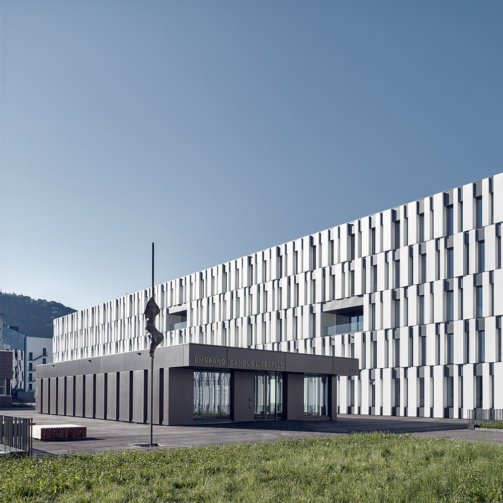 ComAp - Backup Power Control System for office building in Switzerland