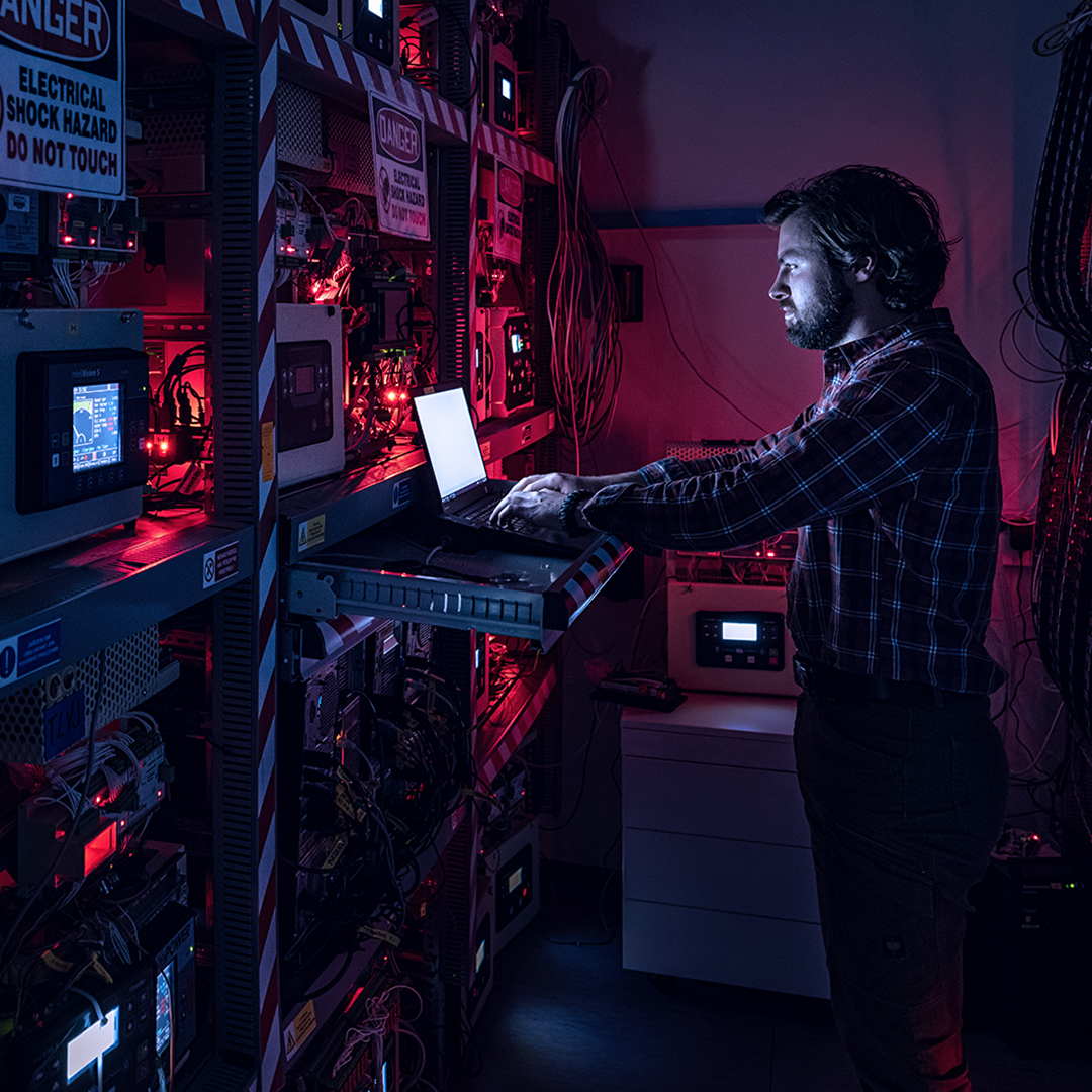 ComAp - Technical Support at ComAp