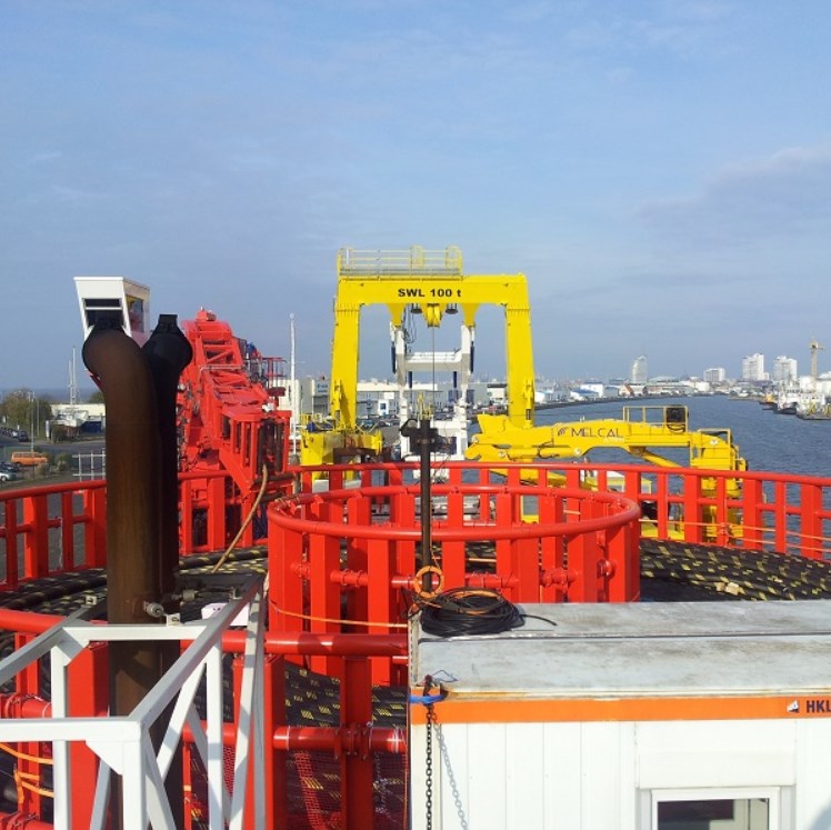 ComAp - Ship Control System for the MV Aura